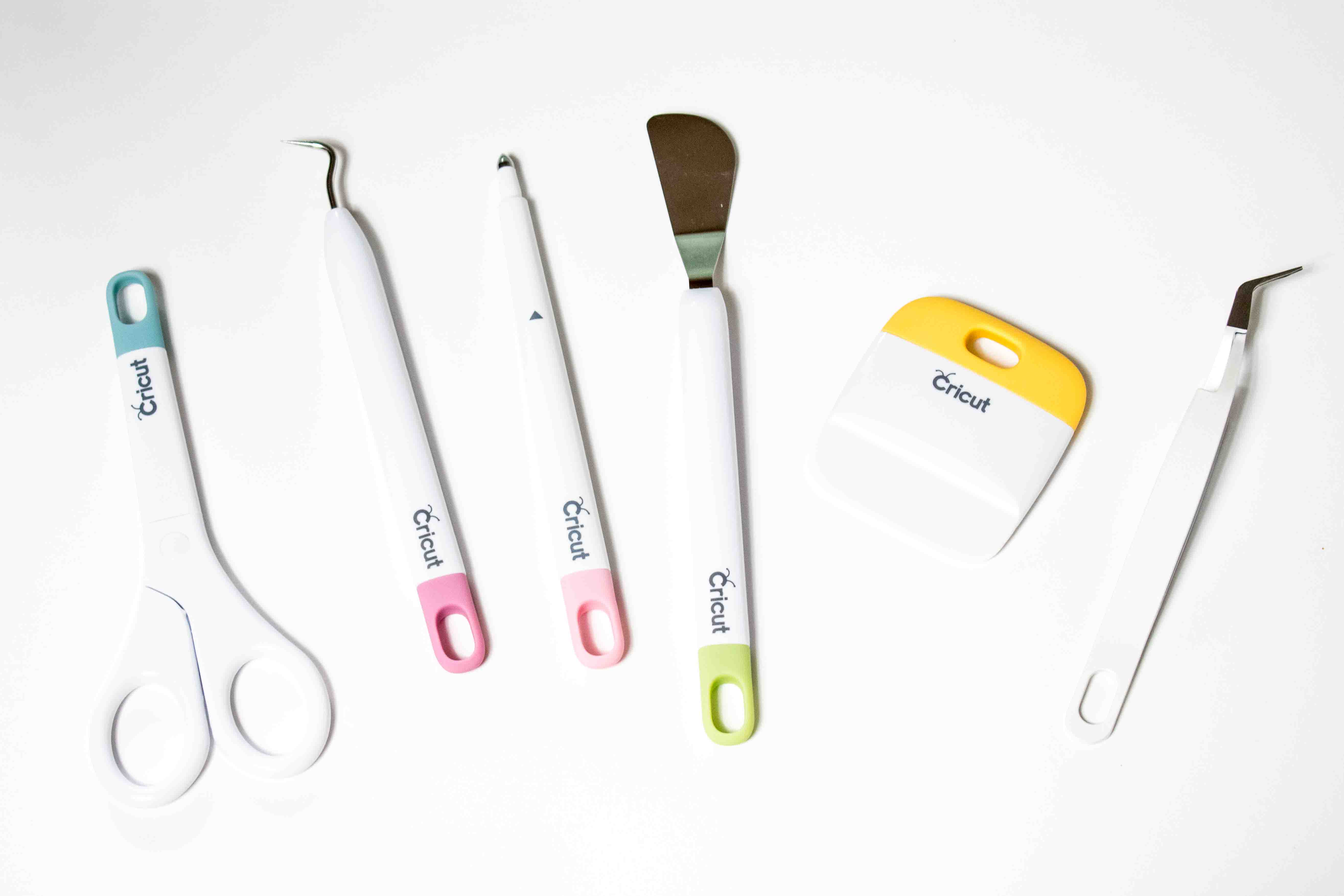 What is a Cricut & 50+ Things you Need to Know before Buying one